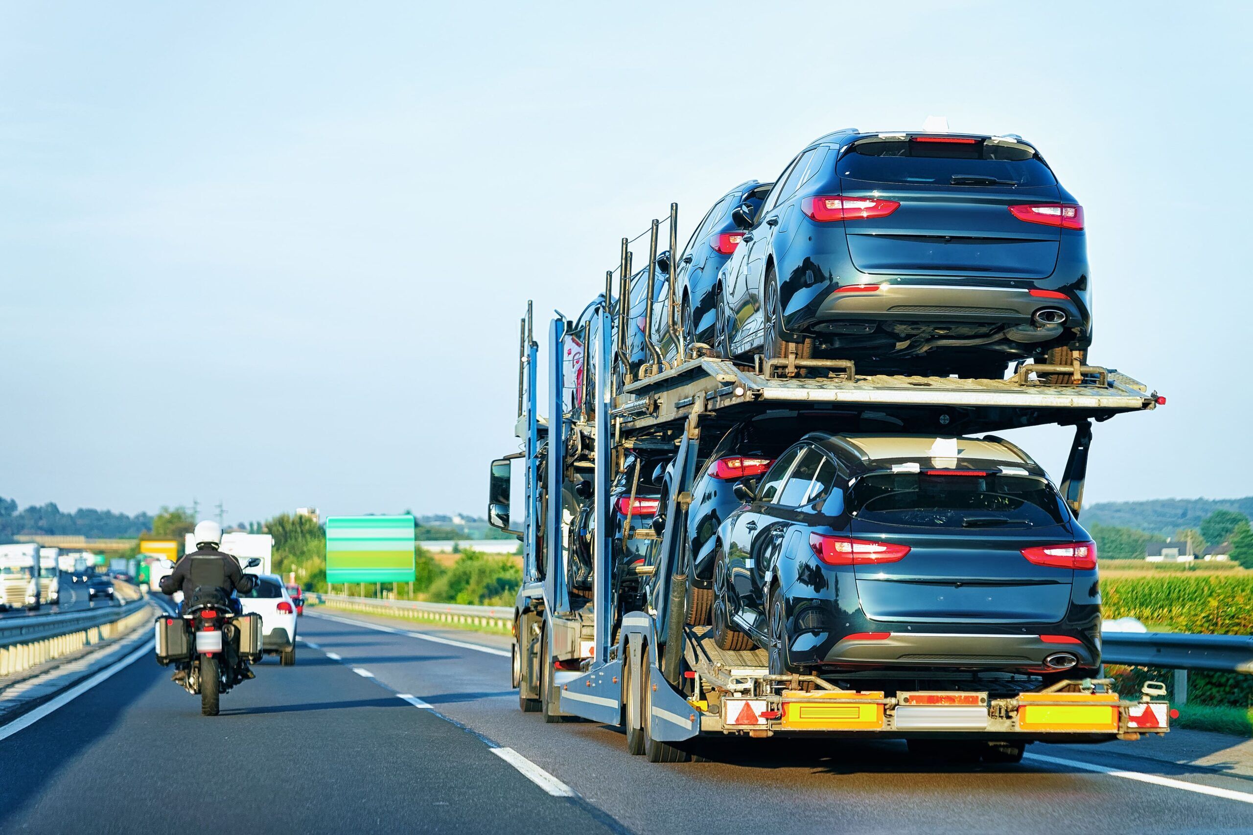 Auto Transport Broker vs. Freight Broker: Navigating Your Options ...